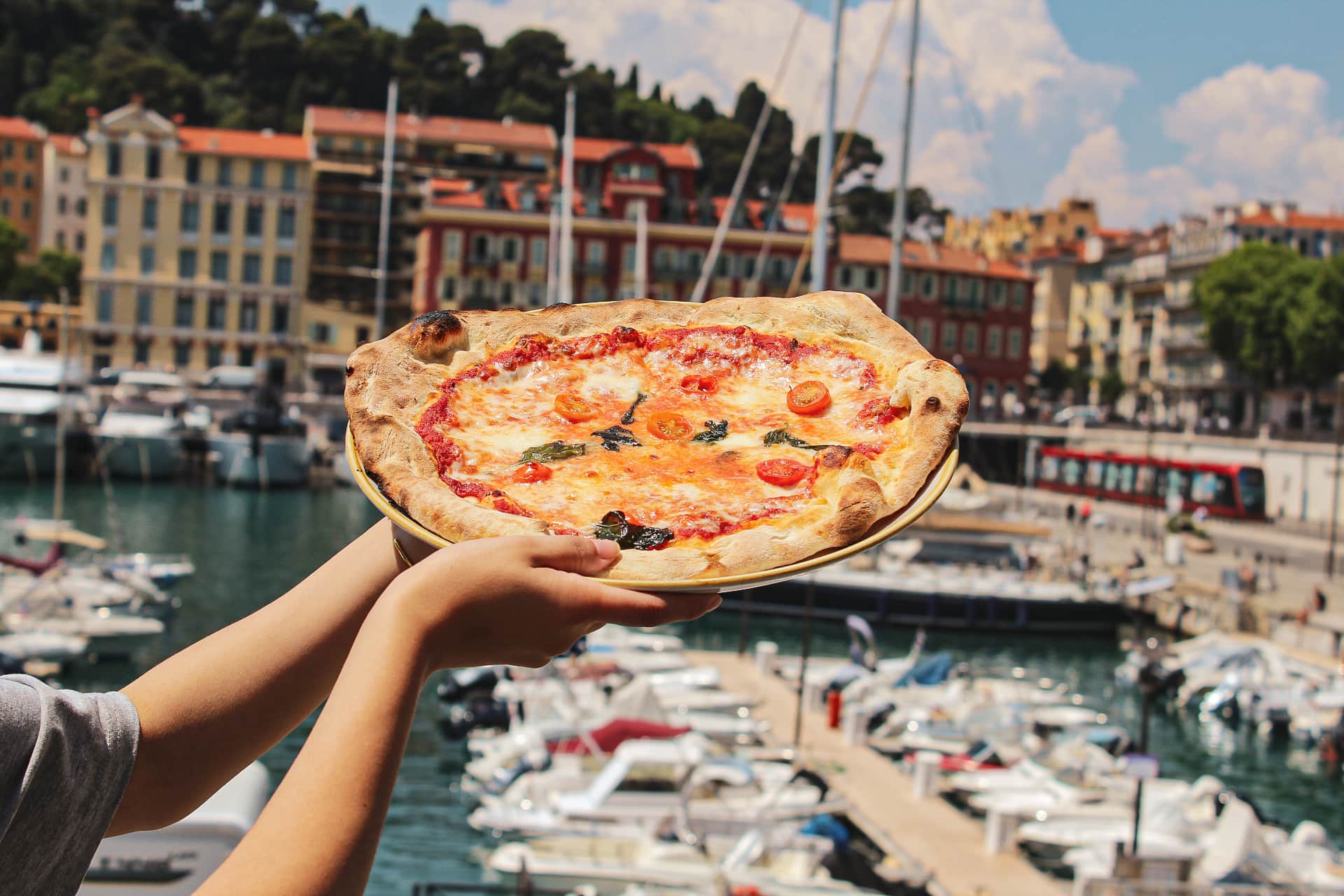 The 15 Best Pizza spots in Nice that you can't miss! 🍕